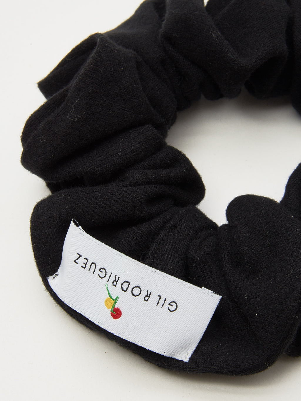 Gil Rodriguez - Black Classic Scrunchie – Frances May