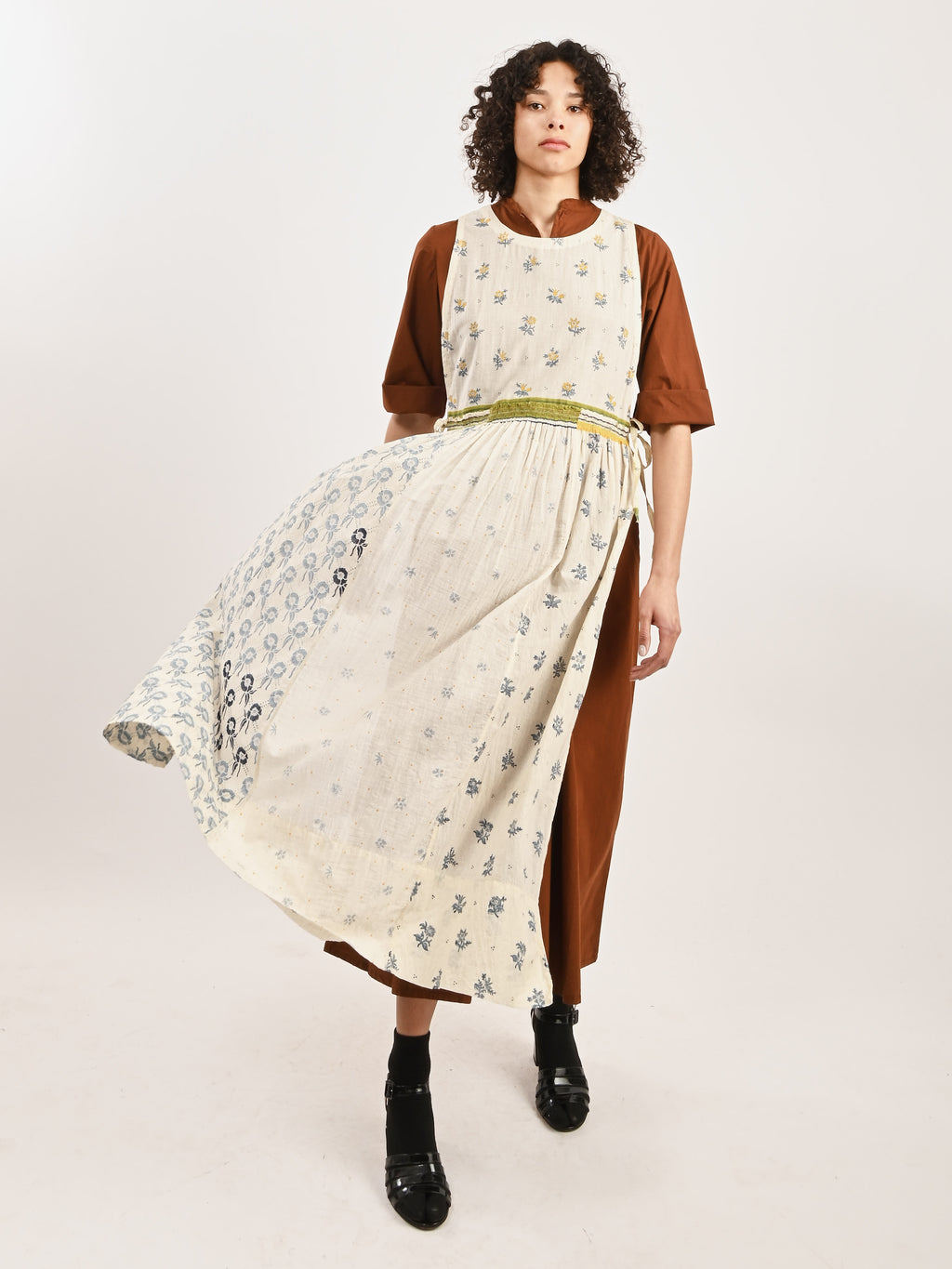 Injiri - White/Multi Apron Dress – Frances May